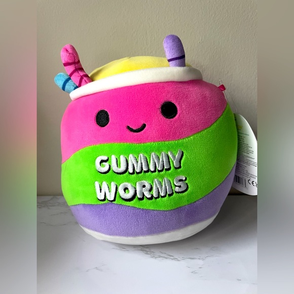 Squishmallows | Toys | Nwt Squishmallowsilver The Gummy Worms First To ...